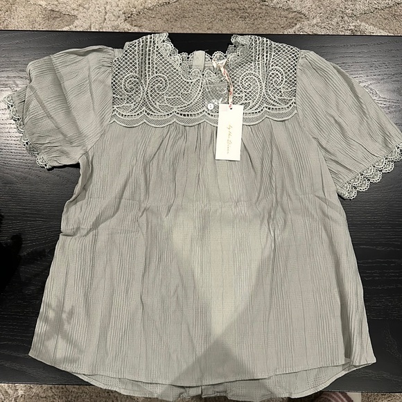 By The River | Tops | Very Cute Top Textured Lightweight With Adorable ...